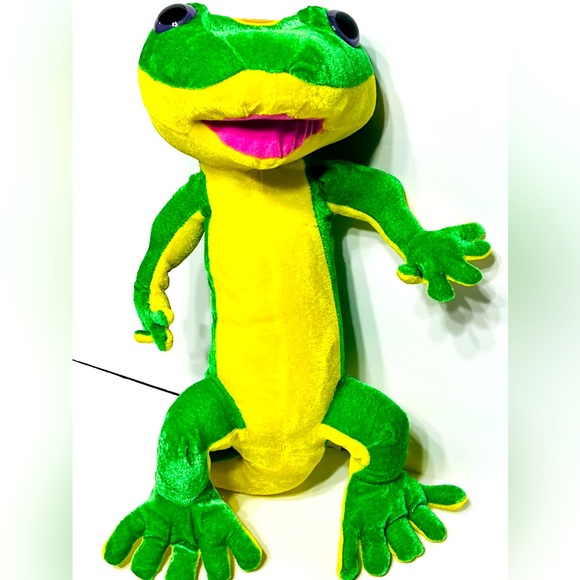 Toy Network | Toys | Gecko Plush 325 | Poshmark